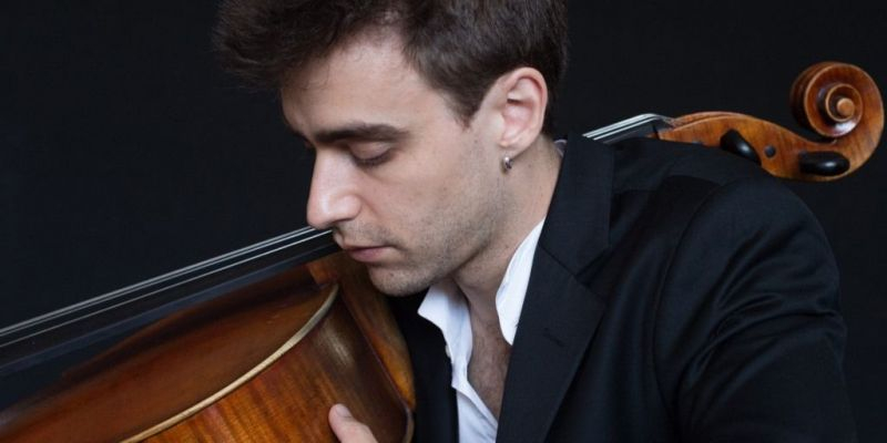 Cambres Singulars. Pau Codina, violoncel