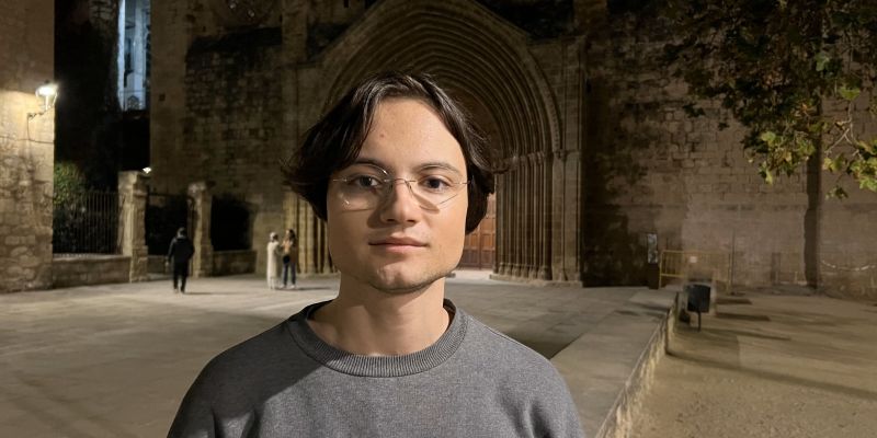 Vasilyev, refugiat ucraïnès a Sant Cugat: "Els espanyols ajuden molt, però els governs no"