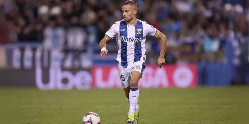 El santcugatenc Enric Franquesa es trenca el creuat i diu adéu a la ...