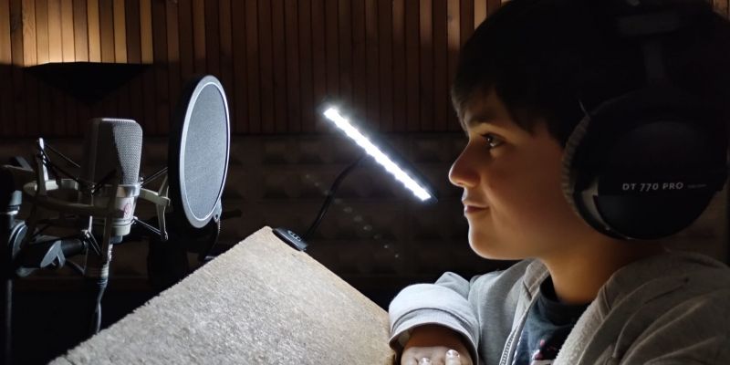 El santcugatenc Àlex Rodés ha doblat el personatge d'Elio al film de ...