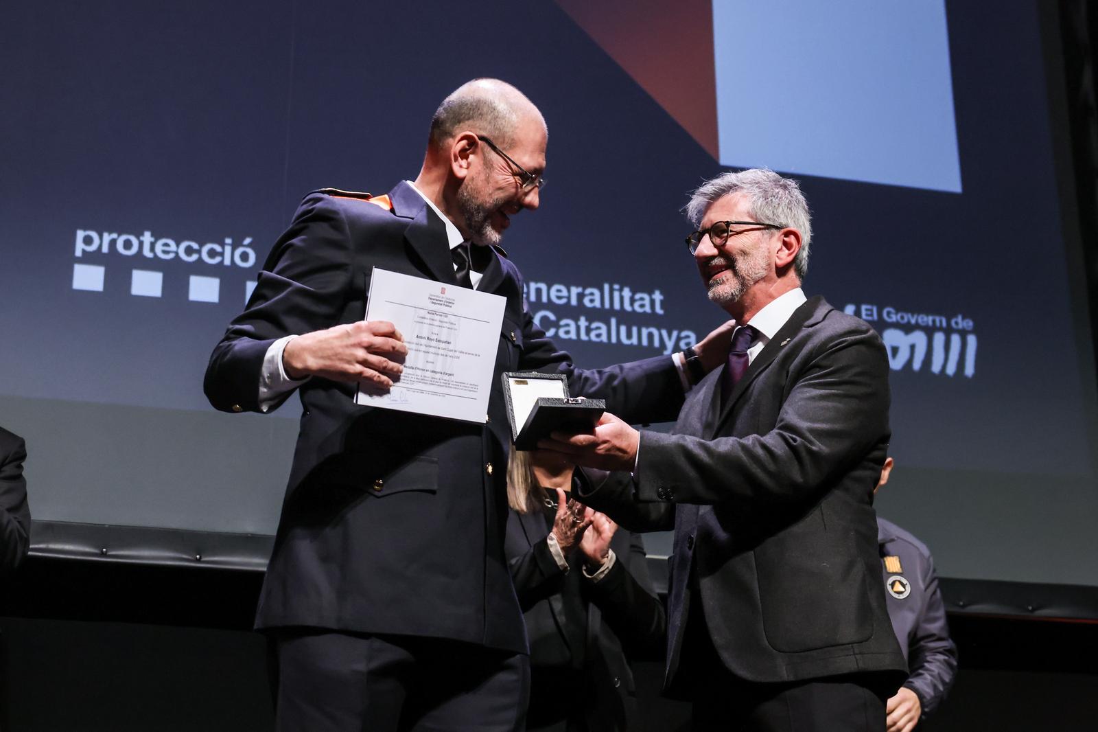 Protecció Civil, reconeguda a Sant Cugat per la seva feina preventiva i ...